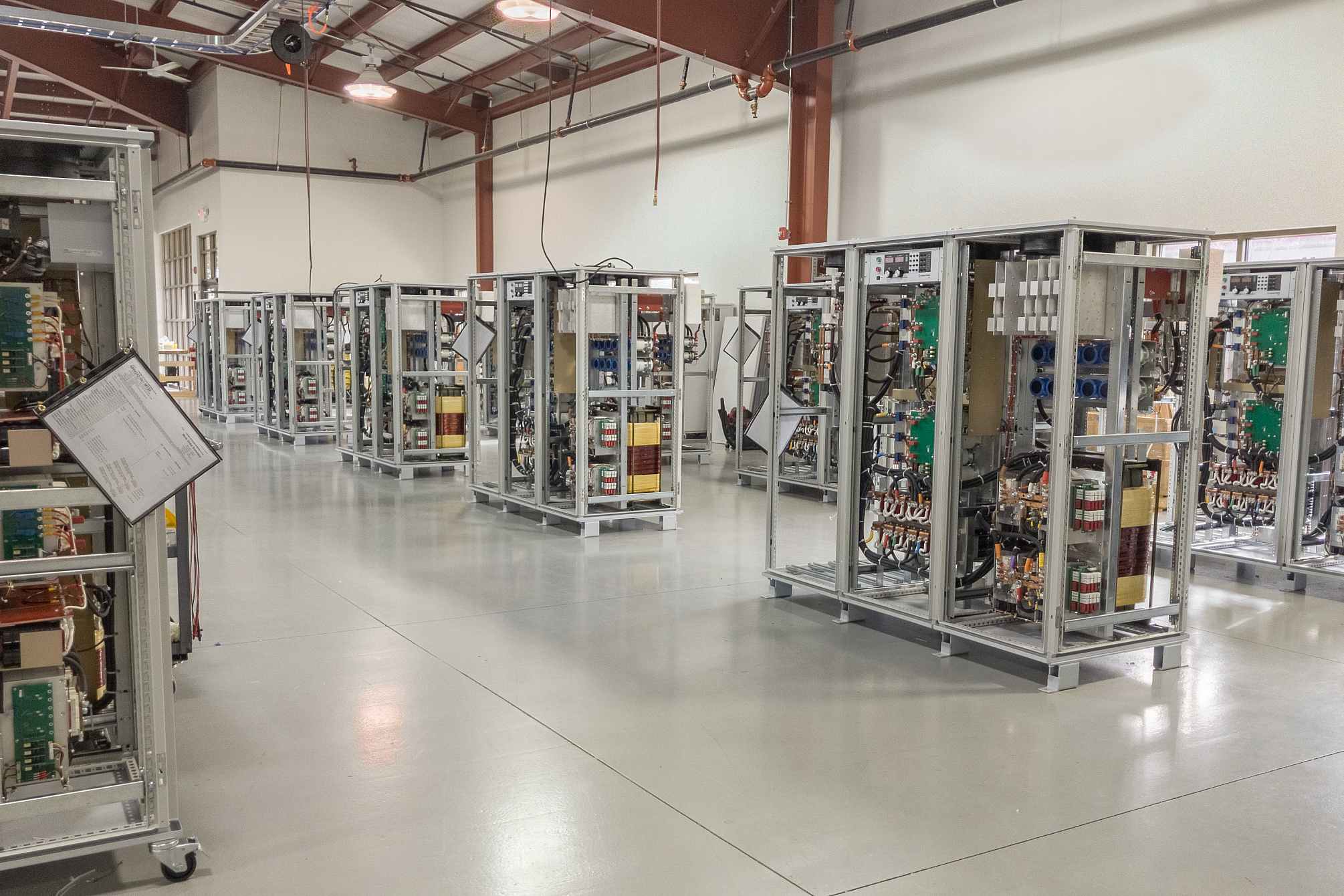 MT Series - 150 kW and 250 kW Programmable DC Power Supply, Scalable to ...